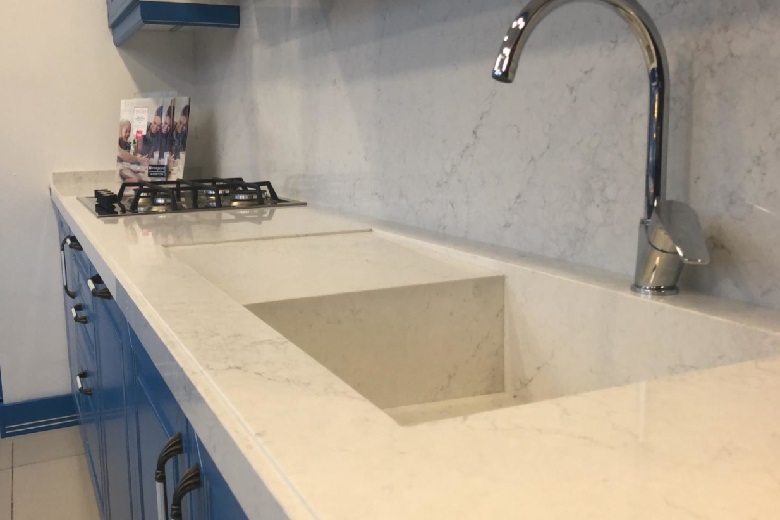 Quartz COANTE Irena – Bassit Marble