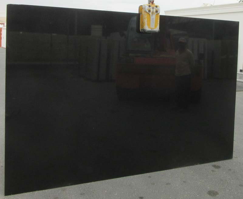 Black Absoluto – Bassit Marble